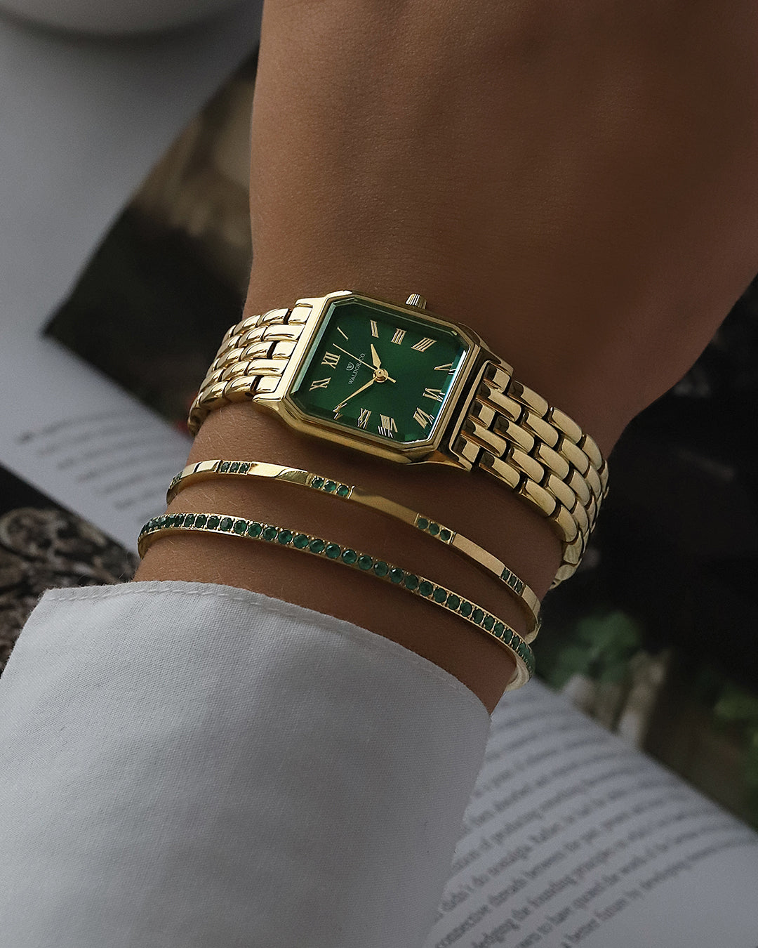 Eternal 22 Gold Set | Waldor & Co. Watches – WALDOR & CO. Eternal 22 Gold Set | Waldor & Co. Watches – WALDOR & CO.